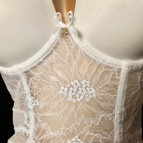 Chantelle | Intimates & Sleepwear | Chantelle Corset Pearl White | Poshmark